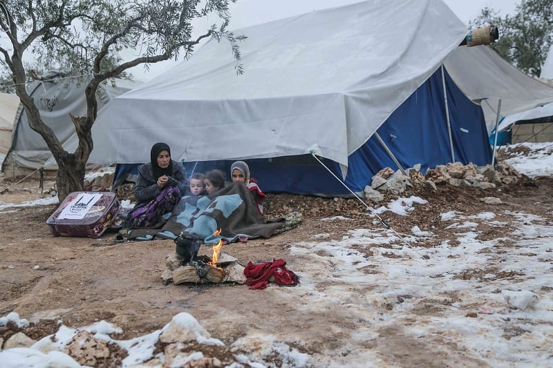 Syrians desperate for warmth - Islamic Relief Worldwide