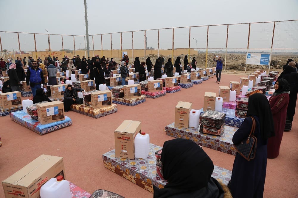Helping displaced people survive the brutal winter in Iraq - Islamic ...