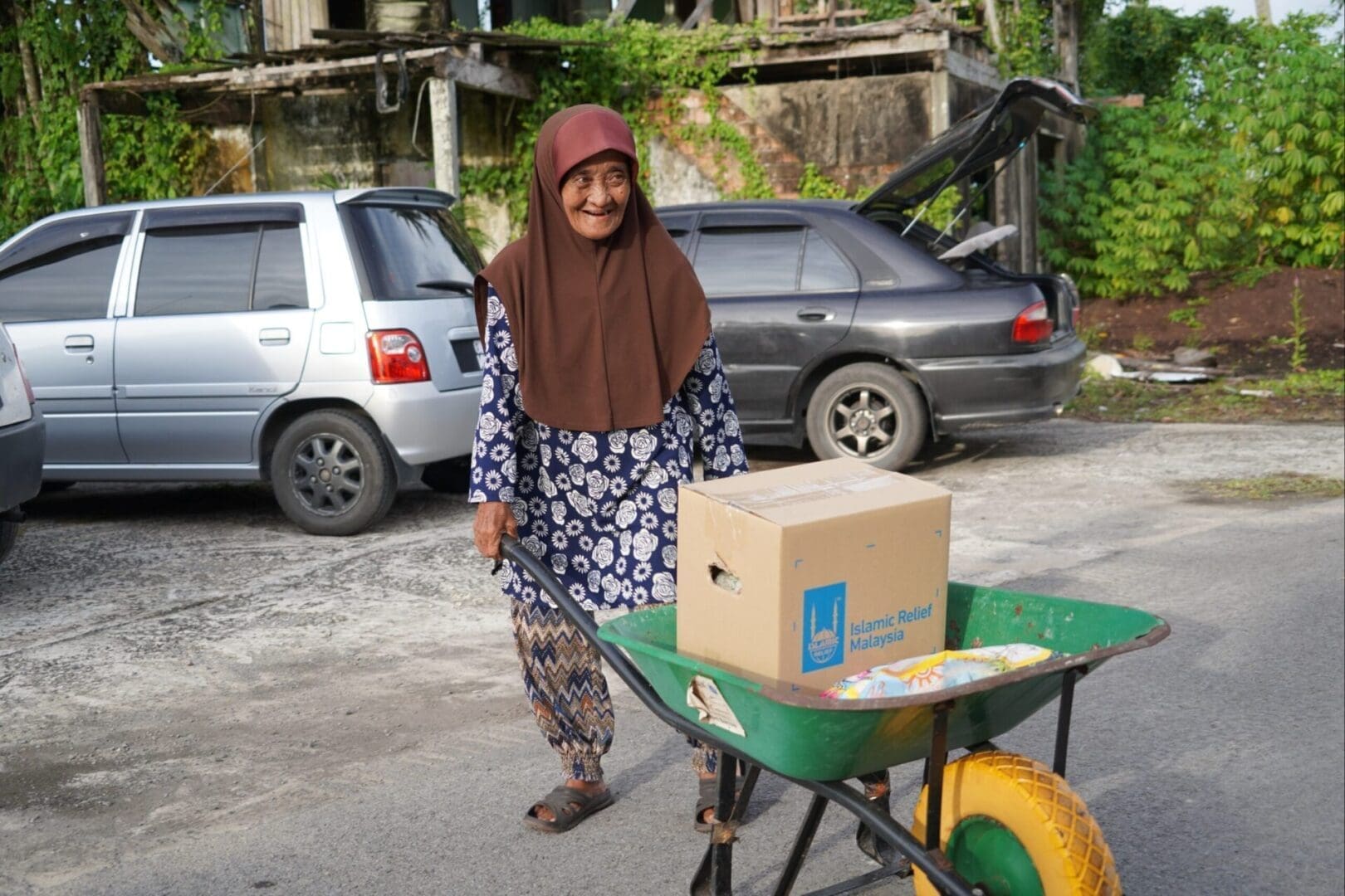 Ramadan in pictures: Spreading joy in Lebanon, Malaysia and Mali ...