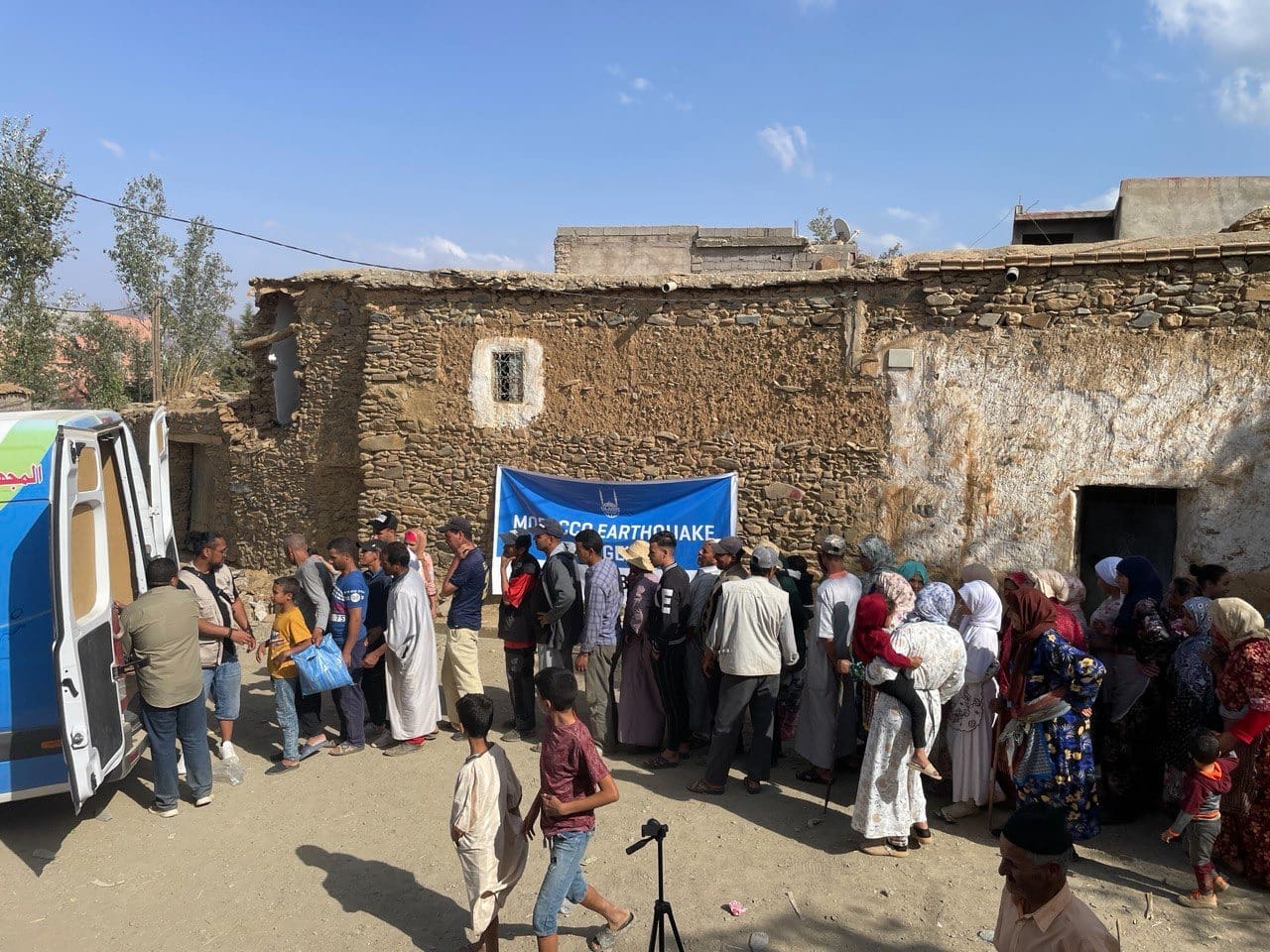 Islamic Relief steps up aid distribution in Morocco - Islamic Relief ...